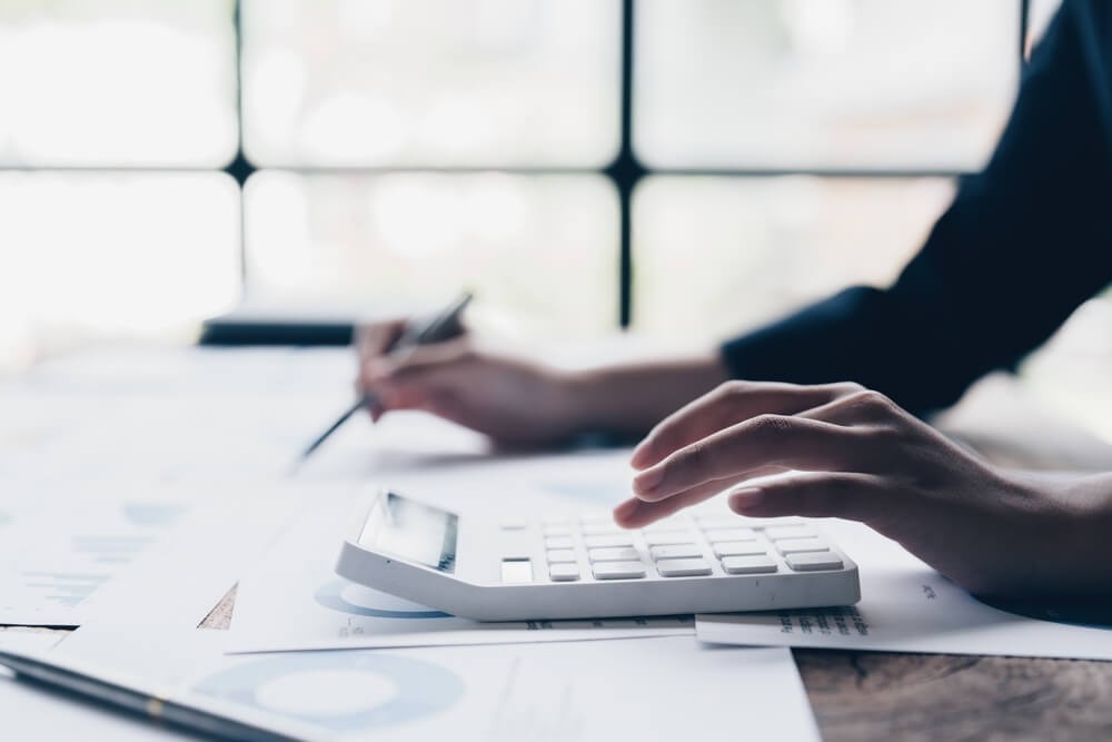 What is ‘moneyboxing’ in company liquidation? - Begbies Traynor Group